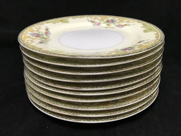 Noritake Morimura China, 29 Pieces in Total, Floral Print, M-Marked ...