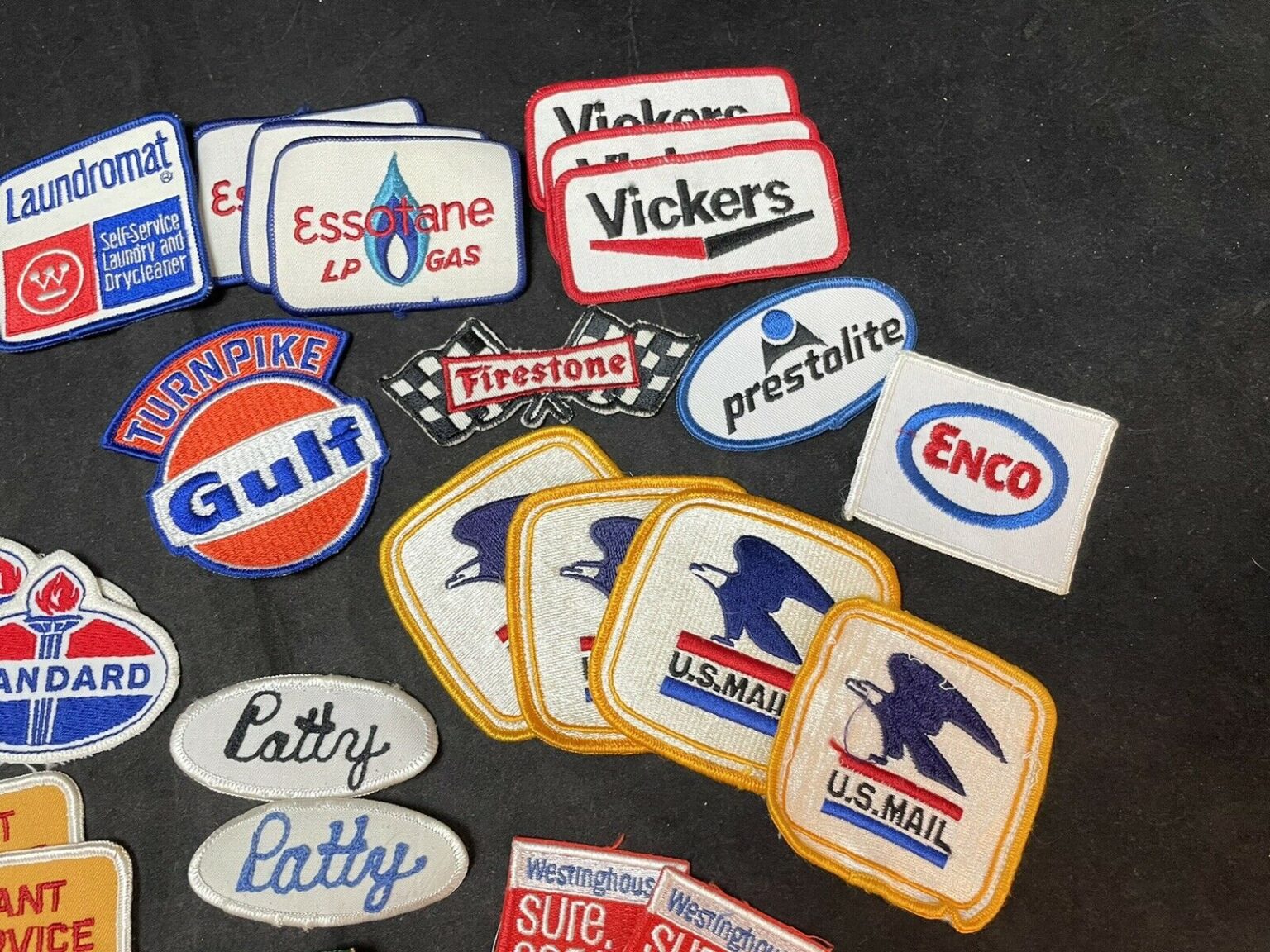 Many Advertising Patches inc. Gulf, Standard Oil, Heileman’s Old Style ...